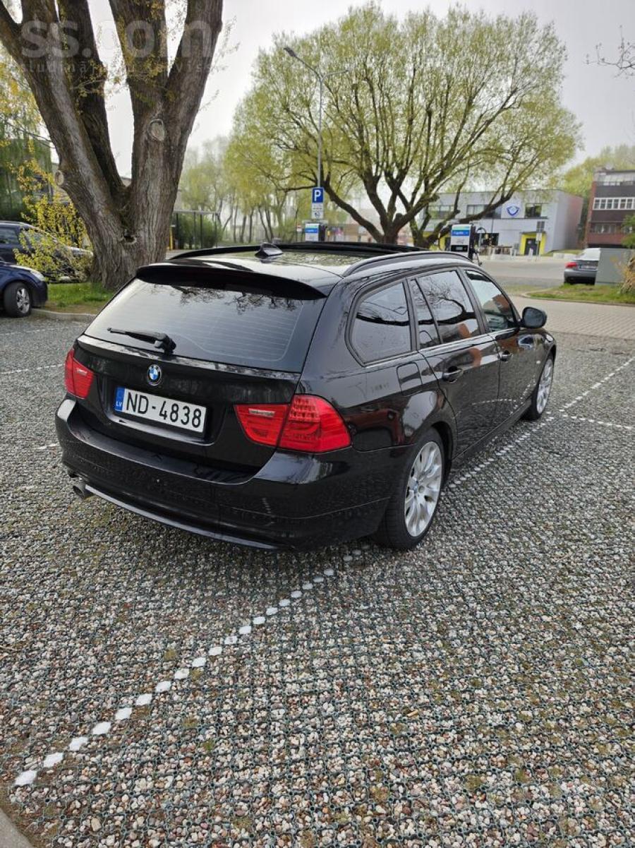 Melns BMW 320 2012 Liepāja, ar dzinēja tilpumu 2.00 L un nobraukumu 321 tūkst. km par 5990 €, foto 5 vietnē AUTOMOTO.COM.LV