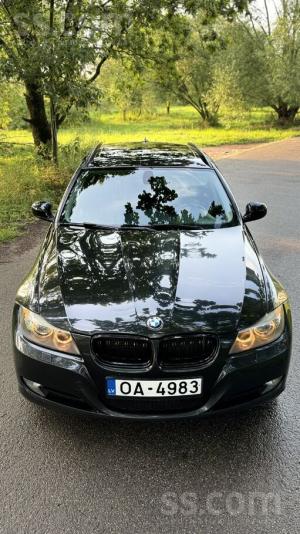 Melns BMW 320 2012 Rīga, ar dzinēja tilpumu 2.00 L un nobraukumu 360 tūkst. km par 4500 €, foto 3 vietnē AUTOMOTO.COM.LV
