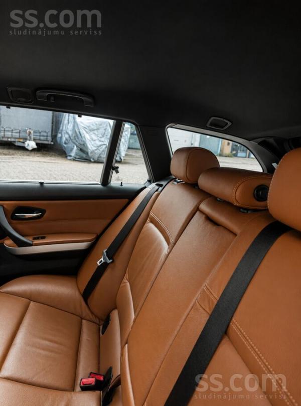 Melns BMW 320 2012 Balvi, ar dzinēja tilpumu 2.00 L un nobraukumu 358 tūkst. km par 4850 €, foto 8 vietnē AUTOMOTO.COM.LV