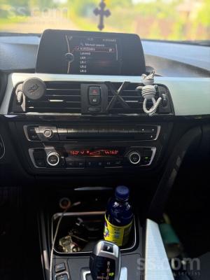 Melns BMW 320 2012 Talsi, ar dzinēja tilpumu 2.00 L un nobraukumu 322 tūkst. km par 6150 €, foto 14 vietnē AUTOMOTO.COM.LV