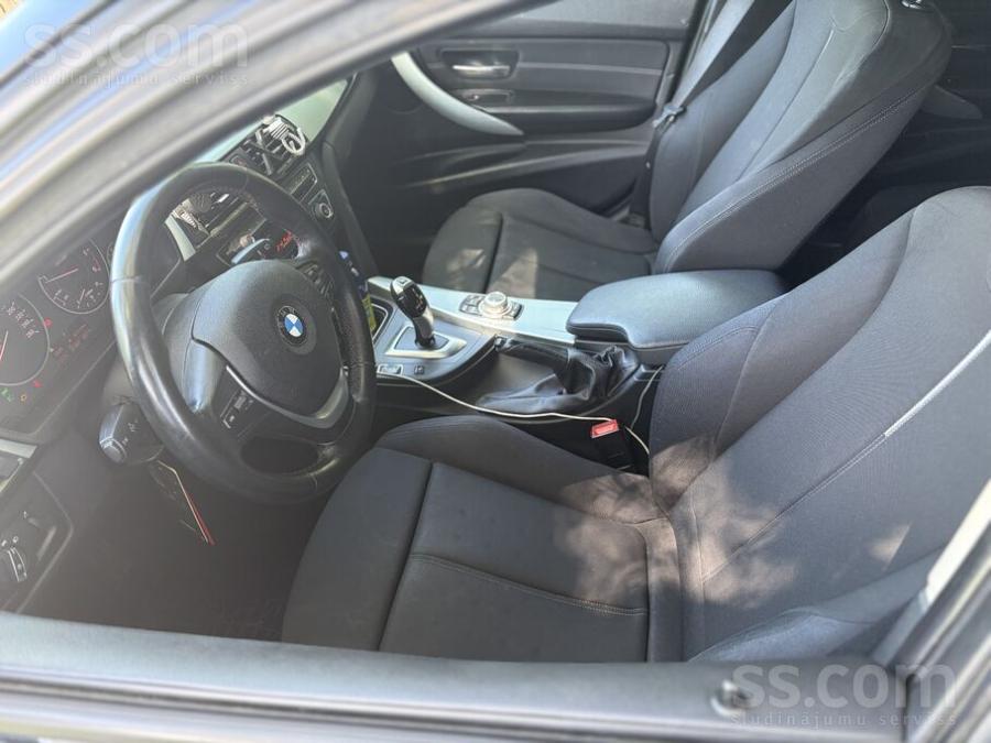 Melns BMW 320 2012 Talsi, ar dzinēja tilpumu 2.00 L un nobraukumu 322 tūkst. km par 6150 €, foto 15 vietnē AUTOMOTO.COM.LV