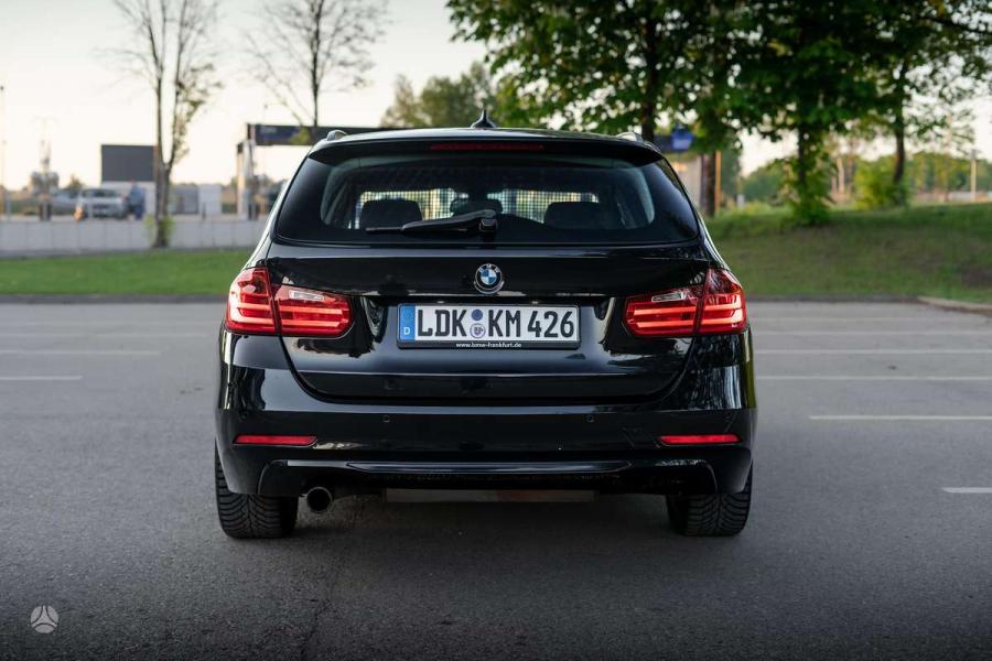 Melns BMW 320 2012 Kauņa, ar dzinēja tilpumu 2.00 L un nobraukumu 264 tūkst. km par 8500 €, foto 7 vietnē AUTOMOTO.COM.LV