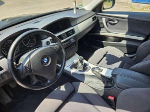 Black BMW 320 2012 in Panevezys, with an engine capacity of 2.00 L and mileage of 281 thousand km for 5500 €, photo 10 on AUTOMOTO.COM.LV