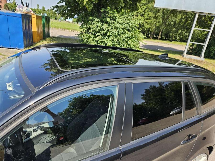 Black BMW 320 2012 in Panevezys, with an engine capacity of 2.00 L and mileage of 281 thousand km for 5500 €, photo 16 on AUTOMOTO.COM.LV