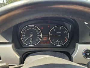 Black BMW 320 2012 in Panevezys, with an engine capacity of 2.00 L and mileage of 281 thousand km for 5500 €, photo 18 on AUTOMOTO.COM.LV