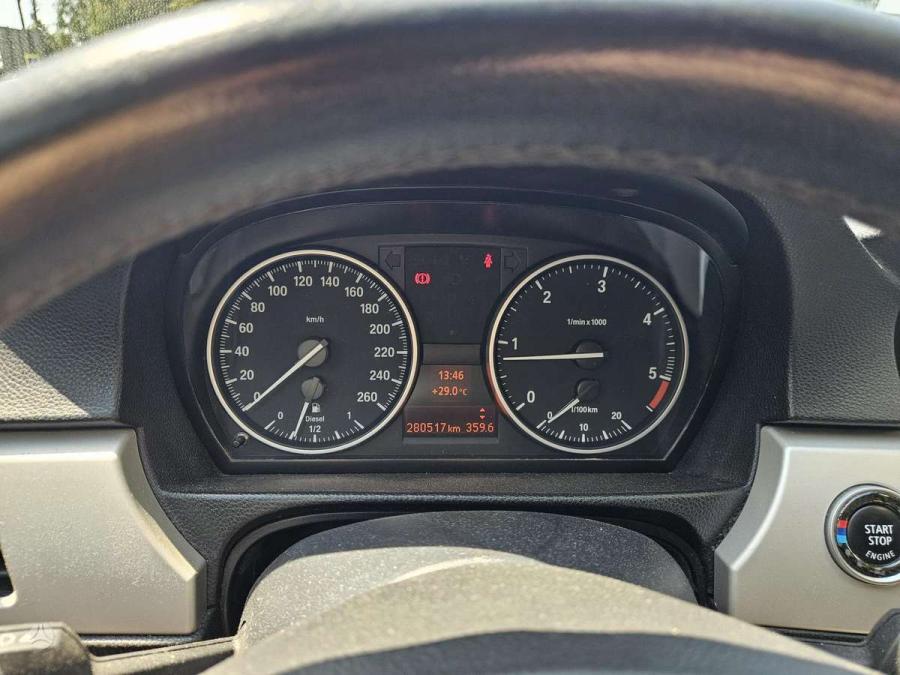 Black BMW 320 2012 in Panevezys, with an engine capacity of 2.00 L and mileage of 281 thousand km for 5500 €, photo 18 on AUTOMOTO.COM.LV