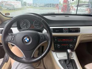 Black BMW 320 2012 in Klaipeda, with an engine capacity of 2.00 L and mileage of 450 thousand km for 3500 €, photo 7 on AUTOMOTO.COM.LV