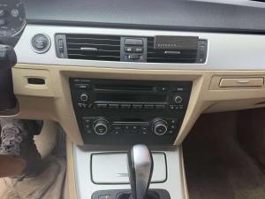 Black BMW 320 2012 in Klaipeda, with an engine capacity of 2.00 L and mileage of 450 thousand km for 3500 €, photo 8 on AUTOMOTO.COM.LV