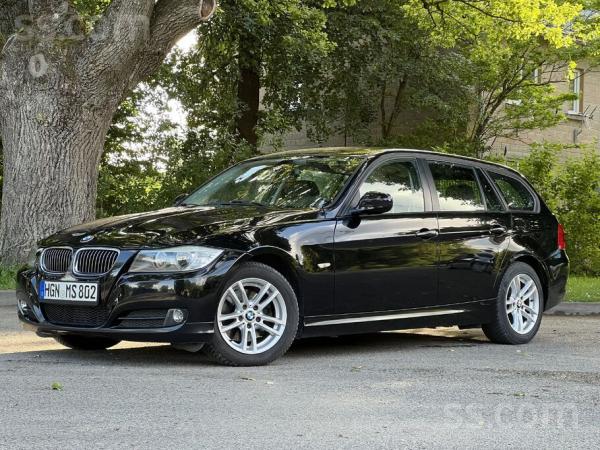 Black BMW 320 2012 in Jelgava, with an engine capacity of 2.00 L and mileage of 271 thousand km for 4200 €, photo 1 on AUTOMOTO.COM.LV