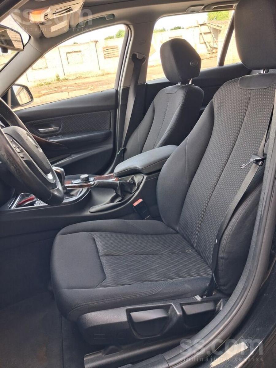 Melns BMW 320 2012 Liepāja, ar dzinēja tilpumu 2.00 L un nobraukumu 307 tūkst. km par 5900 €, foto 9 vietnē AUTOMOTO.COM.LV