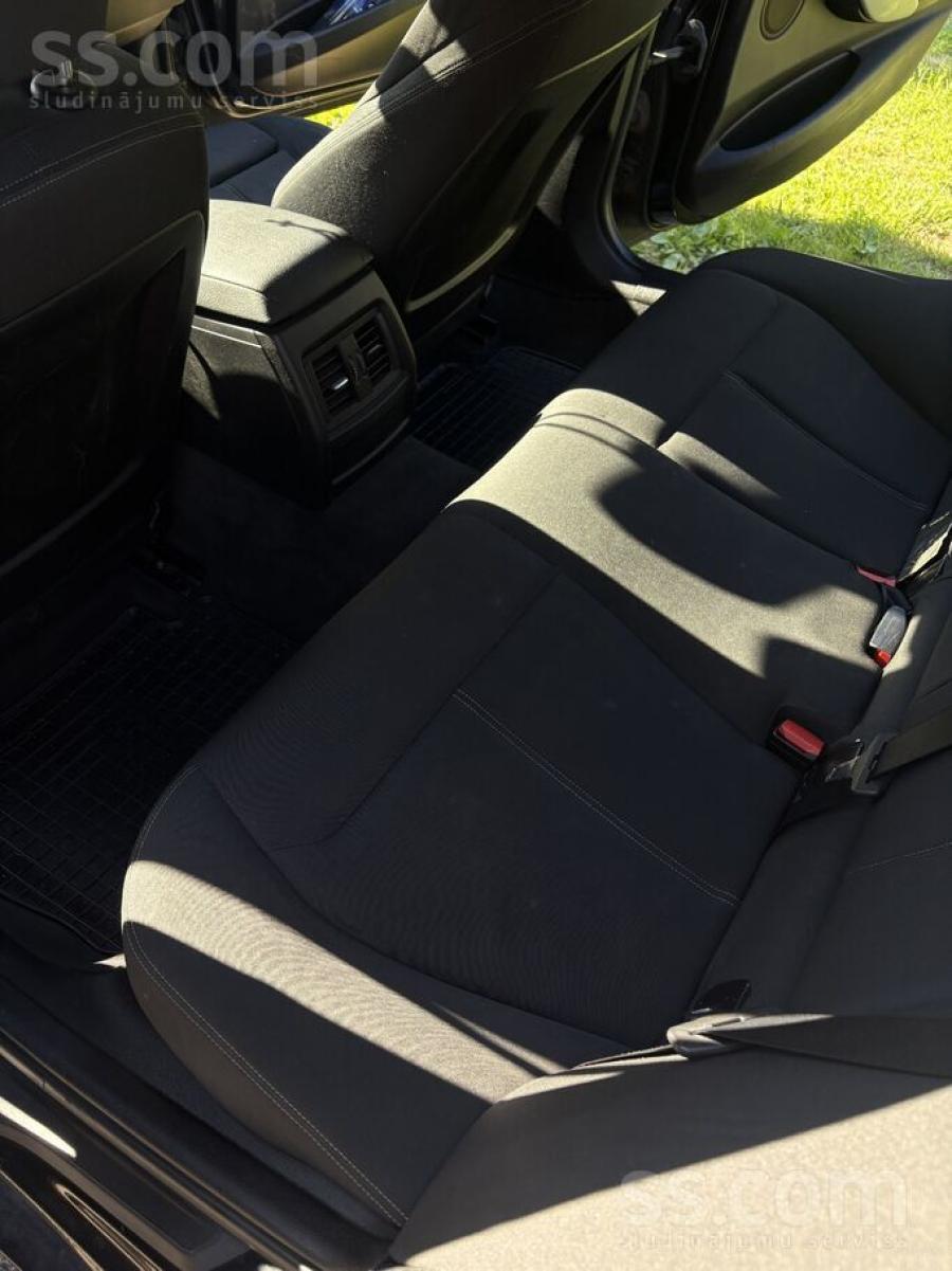 Melns BMW 320 2012 Talsi, ar dzinēja tilpumu 2.00 L un nobraukumu 323 tūkst. km par 6750 €, foto 14 vietnē AUTOMOTO.COM.LV
