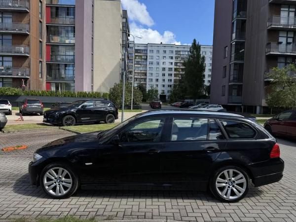 Melns BMW 320 2012 Rīga, ar dzinēja tilpumu 2.00 L un nobraukumu 339 tūkst. km par 5990 €, foto 3 vietnē AUTOMOTO.COM.LV