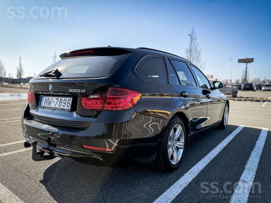 Black BMW 320 2012 in Riga, with an engine capacity of 2.00 L and mileage of 295 thousand km for 8200 €, photo 4 on AUTOMOTO.COM.LV