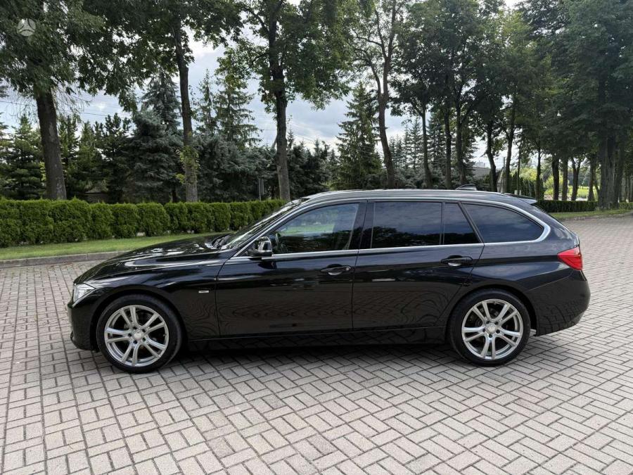 Black BMW 320 2012 in Marijampole, with an engine capacity of 2.00 L and mileage of 278 thousand km for 8200 €, photo 3 on AUTOMOTO.COM.LV