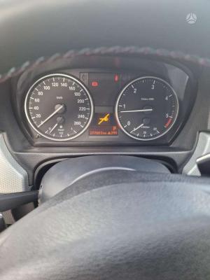 Black BMW 320 2012 in Kaunas, with an engine capacity of 2.00 L and mileage of 277 thousand km for 7300 €, photo 16 on AUTOMOTO.COM.LV