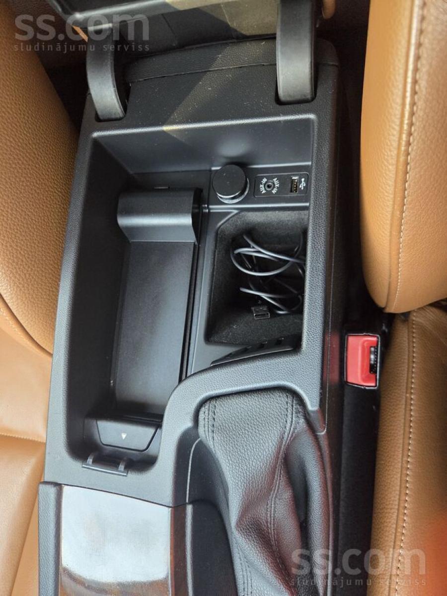 Black BMW 320 2012 in Preili, with an engine capacity of 2.00 L and mileage of 337 thousand km for 6500 €, photo 19 on AUTOMOTO.COM.LV