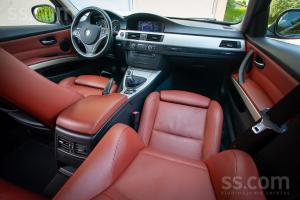 Black BMW 320 2012 in Tukums, with an engine capacity of 2.00 L and mileage of 380 thousand km for 5250 €, photo 14 on AUTOMOTO.COM.LV