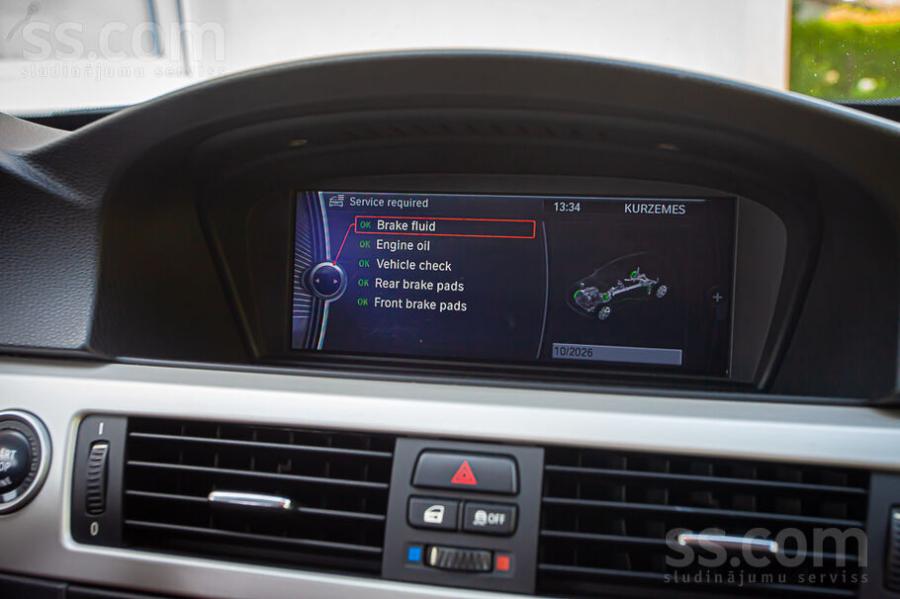 Black BMW 320 2012 in Tukums, with an engine capacity of 2.00 L and mileage of 380 thousand km for 5250 €, photo 20 on AUTOMOTO.COM.LV