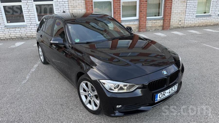 Black BMW 320 2012 in Valmiera, with an engine capacity of 2.00 L and mileage of 310 thousand km for 7900 €, photo 4 on AUTOMOTO.COM.LV