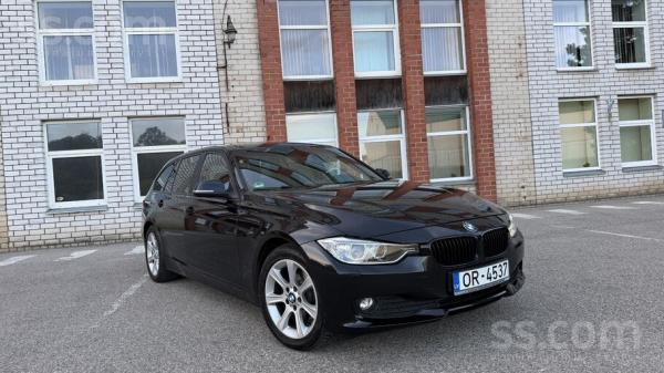 Black BMW 320 2012 in Valmiera, with an engine capacity of 2.00 L and mileage of 310 thousand km for 7900 €, photo 6 on AUTOMOTO.COM.LV