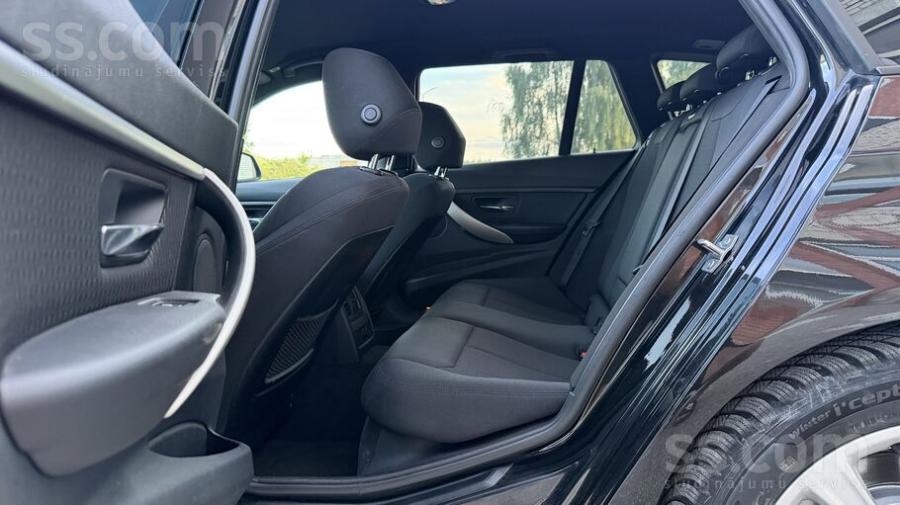 Black BMW 320 2012 in Valmiera, with an engine capacity of 2.00 L and mileage of 310 thousand km for 7900 €, photo 17 on AUTOMOTO.COM.LV
