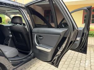 Melns BMW 320 2012 Rīga, ar dzinēja tilpumu 2.00 L un nobraukumu 210 tūkst. km par 5650 €, foto 15 vietnē AUTOMOTO.COM.LV