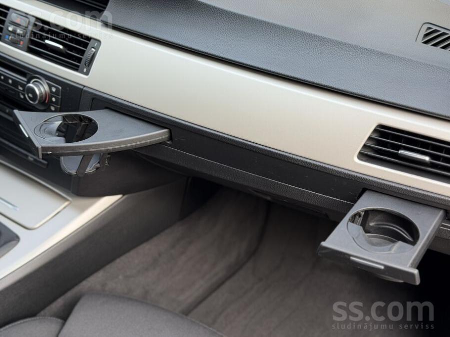 Melns BMW 320 2012 Rīga, ar dzinēja tilpumu 2.00 L un nobraukumu 210 tūkst. km par 5650 €, foto 26 vietnē AUTOMOTO.COM.LV