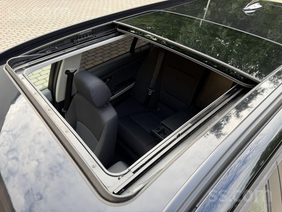 Melns BMW 320 2012 Rīga, ar dzinēja tilpumu 2.00 L un nobraukumu 210 tūkst. km par 5650 €, foto 30 vietnē AUTOMOTO.COM.LV