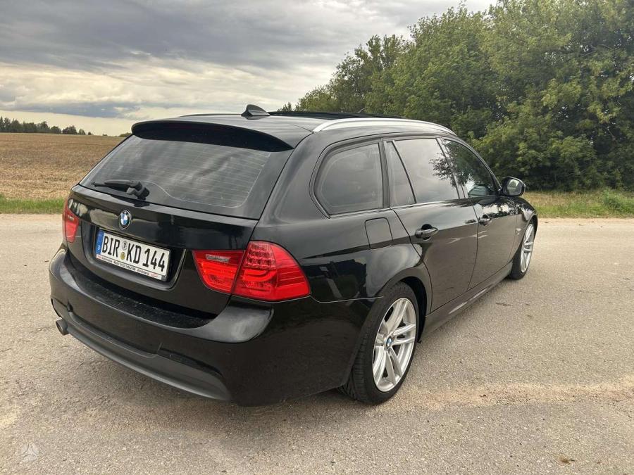 Black BMW 320 2012 in Marijampole, with an engine capacity of 2.00 L and mileage of 285 thousand km for 4800 €, photo 5 on AUTOMOTO.COM.LV