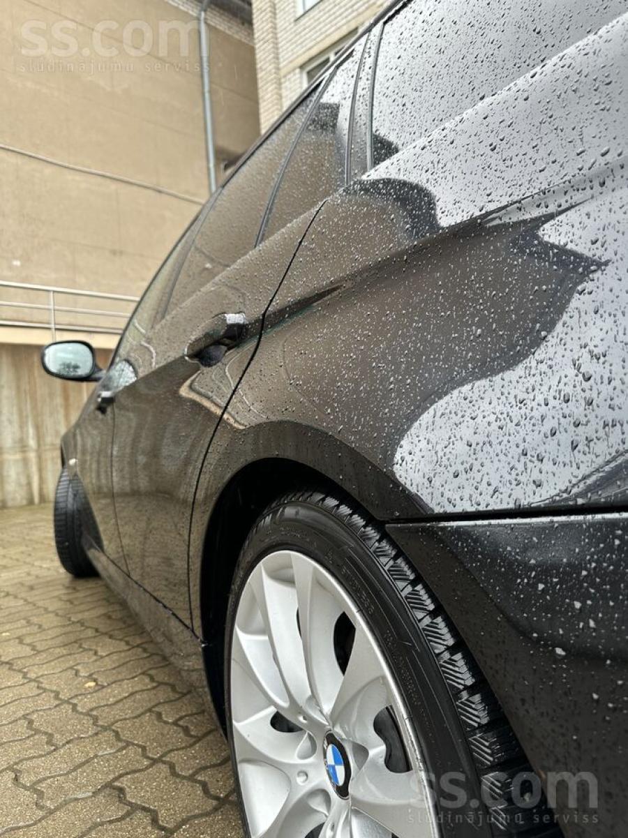 Black BMW 320 2012 in Rezekne, with an engine capacity of 2.00 L and mileage of 337 thousand km for 6500 €, photo 14 on AUTOMOTO.COM.LV