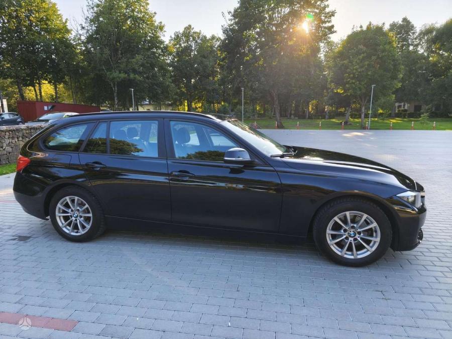 Black BMW 320 2012 in Kretinga, with an engine capacity of 2.00 L and mileage of 211 thousand km for 6750 €, photo 7 on AUTOMOTO.COM.LV
