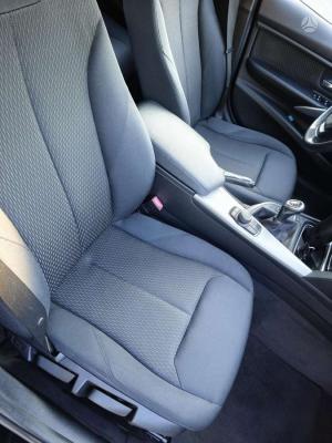 Black BMW 320 2012 in Kretinga, with an engine capacity of 2.00 L and mileage of 211 thousand km for 6750 €, photo 16 on AUTOMOTO.COM.LV