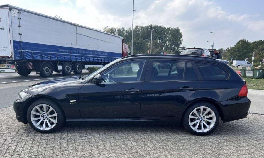 Black BMW 320 2012 in Plunge, with an engine capacity of 2.00 L and mileage of 261 thousand km for 4800 €, photo 5 on AUTOMOTO.COM.LV