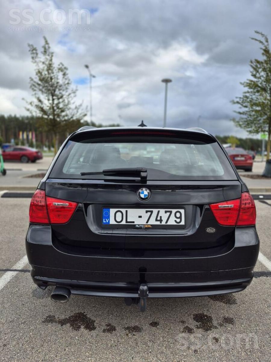 Black BMW 320 2012 in Riga, with an engine capacity of 2.00 L and mileage of 278 thousand km for 6300 €, photo 10 on AUTOMOTO.COM.LV