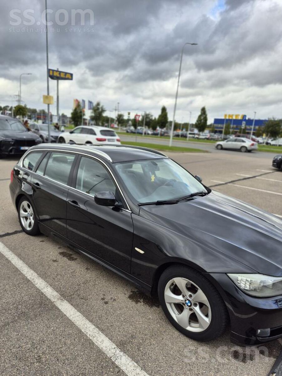 Black BMW 320 2012 in Riga, with an engine capacity of 2.00 L and mileage of 278 thousand km for 6300 €, photo 15 on AUTOMOTO.COM.LV
