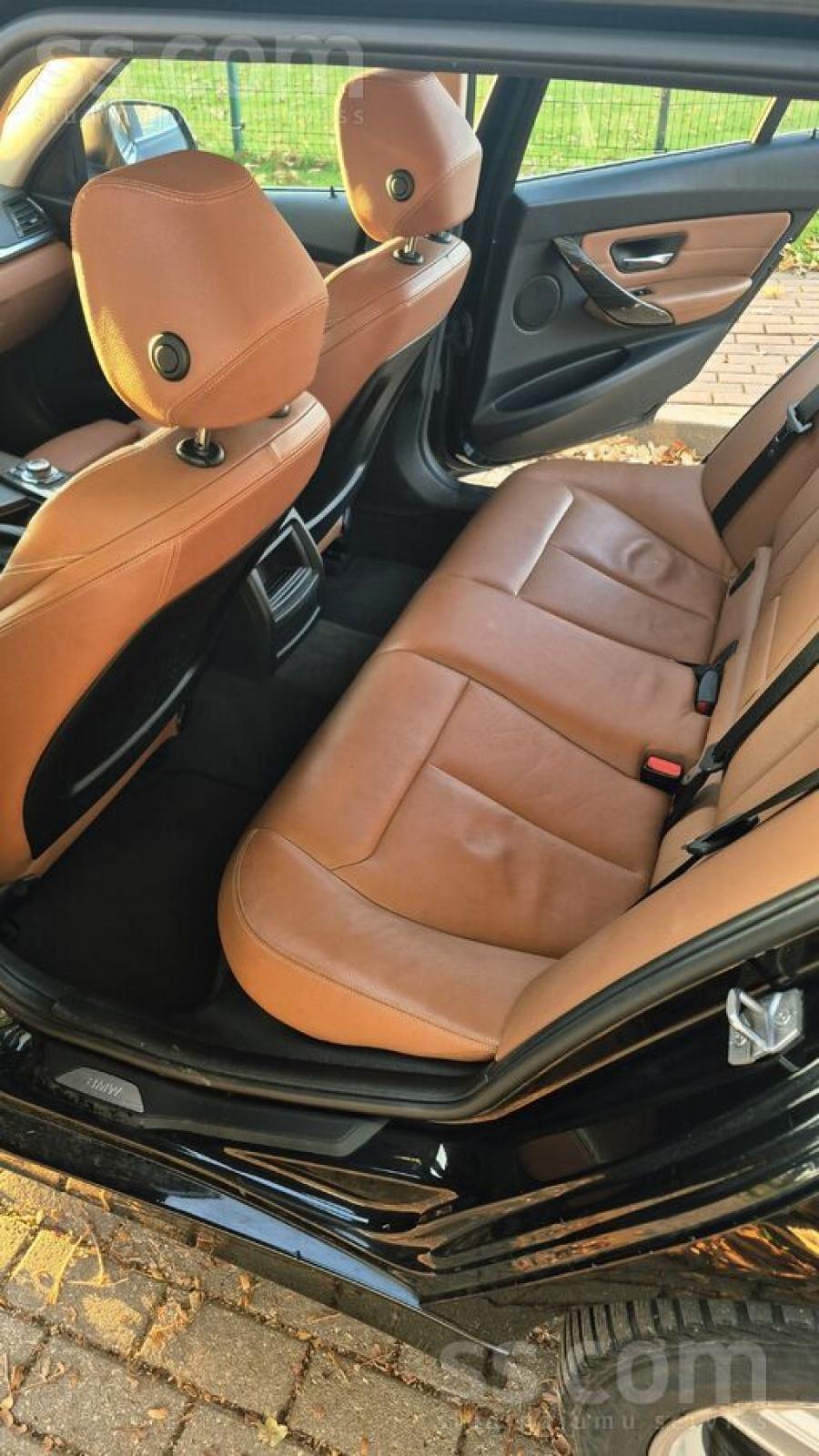 Melns BMW 320 2012 Valmiera, ar dzinēja tilpumu 2.00 L un nobraukumu 311 tūkst. km par 7100 €, foto 11 vietnē AUTOMOTO.COM.LV