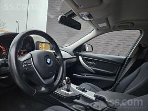 Black BMW 320 2013 in Cesis, with an engine capacity of 2.00 L and mileage of 243 thousand km for 8800 €, photo 14 on AUTOMOTO.COM.LV