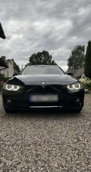 Melns BMW 320 2013 Jurbarkas, ar dzinēja tilpumu 2.00 L un nobraukumu 217 tūkst. km par 8200 €, foto 4 vietnē AUTOMOTO.COM.LV
