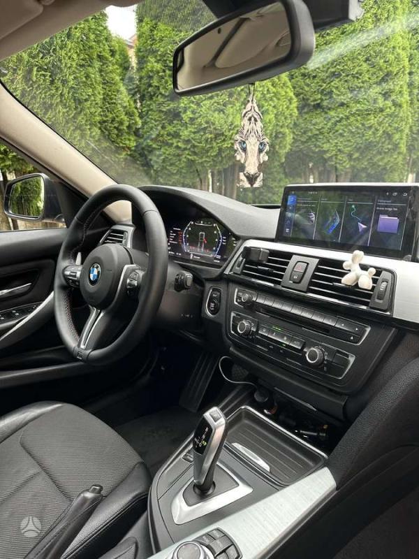 Melns BMW 320 2013 Jurbarkas, ar dzinēja tilpumu 2.00 L un nobraukumu 217 tūkst. km par 8200 €, foto 8 vietnē AUTOMOTO.COM.LV