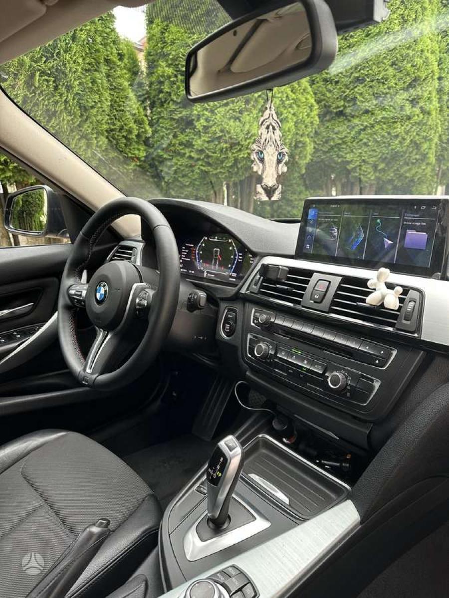 Melns BMW 320 2013 Jurbarkas, ar dzinēja tilpumu 2.00 L un nobraukumu 217 tūkst. km par 8200 €, foto 8 vietnē AUTOMOTO.COM.LV