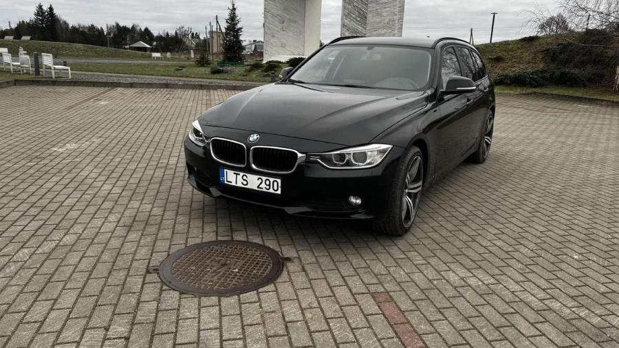 Melns BMW 320 2013 Panevēža, ar dzinēja tilpumu 2.00 L un nobraukumu 391 tūkst. km par 5850 €, foto 6 vietnē AUTOMOTO.COM.LV