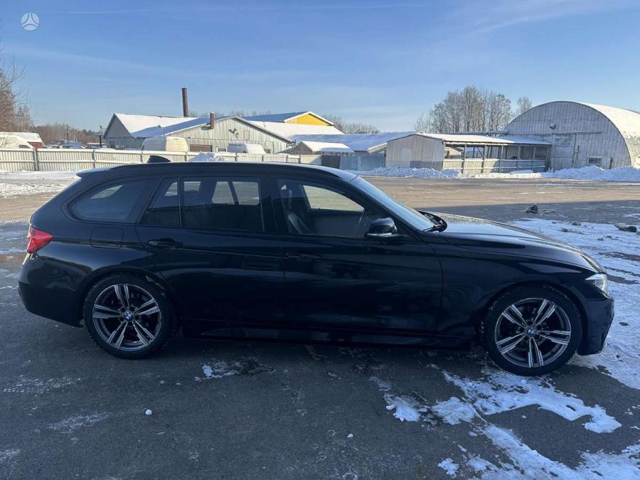Melns BMW 320 2013 Kauņa, ar dzinēja tilpumu 2.00 L un nobraukumu 340 tūkst. km par 10500 €, foto 4 vietnē AUTOMOTO.COM.LV