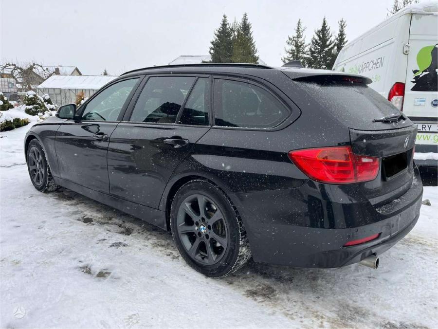 Черный БМВ 320 2013 в Мариямполе, объемом двигателя 2.00 л и пробегом 300 тыс. км за 6800 €, фото 7 на AUTOMOTO.COM.LV