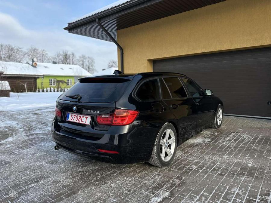 Melns BMW 320 2013 Alīta, ar dzinēja tilpumu 2.00 L un nobraukumu 262 tūkst. km par 7800 €, foto 5 vietnē AUTOMOTO.COM.LV