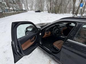 Black BMW 320 2013 in Marijampole, with an engine capacity of 2.00 L and mileage of 356 thousand km for 7999 €, photo 12 on AUTOMOTO.COM.LV