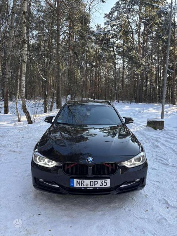 Melns BMW 320 2013 Elektrėnai, ar dzinēja tilpumu 2.00 L un nobraukumu 267 tūkst. km par 7999 €, foto 4 vietnē AUTOMOTO.COM.LV