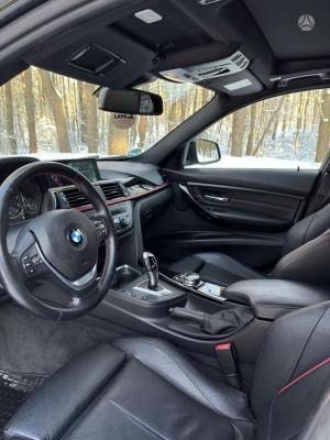 Melns BMW 320 2013 Elektrėnai, ar dzinēja tilpumu 2.00 L un nobraukumu 267 tūkst. km par 7999 €, foto 12 vietnē AUTOMOTO.COM.LV