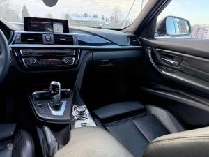 Melns BMW 320 2013 Prienai, ar dzinēja tilpumu 2.00 L un nobraukumu 296 tūkst. km par 8900 €, foto 23 vietnē AUTOMOTO.COM.LV