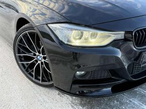 Melns BMW 320 2013 Prienai, ar dzinēja tilpumu 2.00 L un nobraukumu 296 tūkst. km par 8900 €, foto 31 vietnē AUTOMOTO.COM.LV