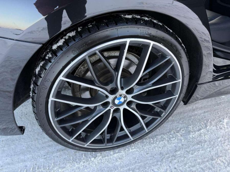 Melns BMW 320 2013 Prienai, ar dzinēja tilpumu 2.00 L un nobraukumu 296 tūkst. km par 8900 €, foto 33 vietnē AUTOMOTO.COM.LV